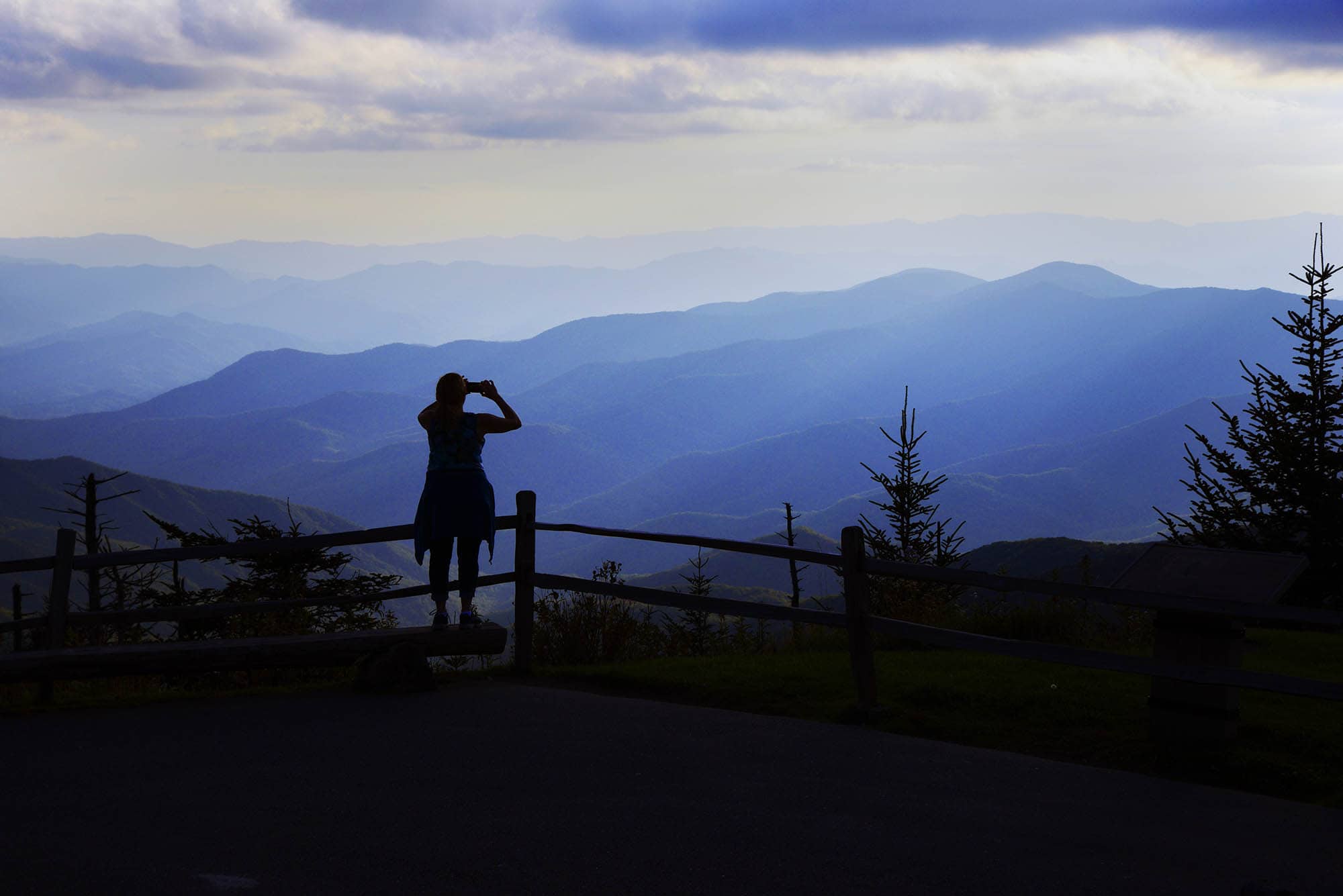 Explore the Smoky Mountains, Tennessee - Visit The USA